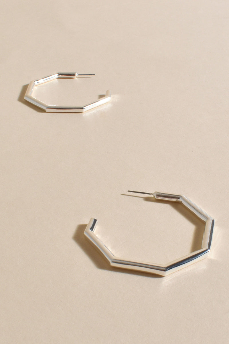 ADORNE ACCESSORIES Geo Rounded Edge Metal Hoop Earrings Silver – Smoke ...